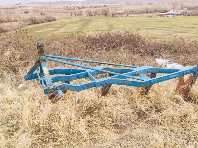 Alpler 4lü14 Numara Pulluk İlanı - TARIMDAN